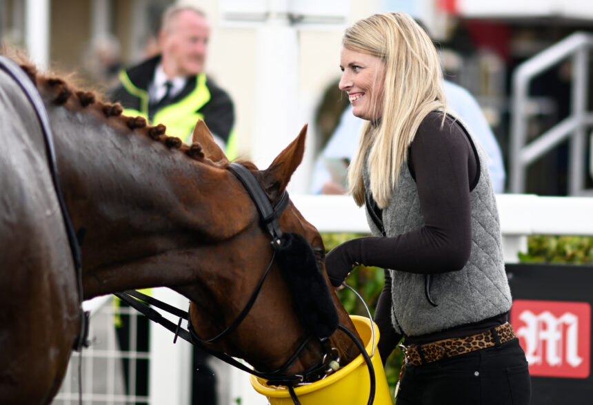 Alexandra Dunn - National Racehorse Week