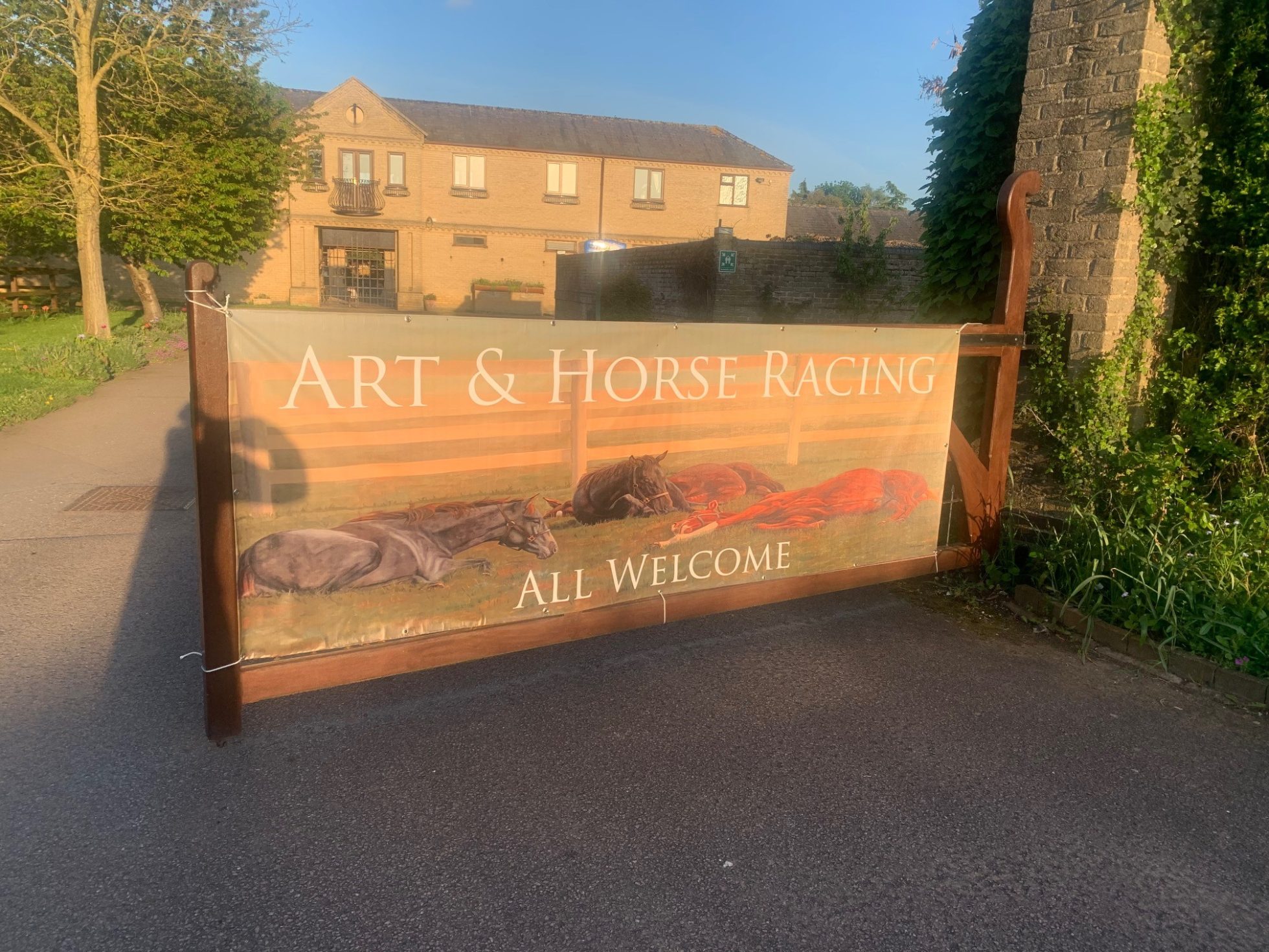 Ilka Gansera - Leveque - Gallery Opening - National Racehorse Week